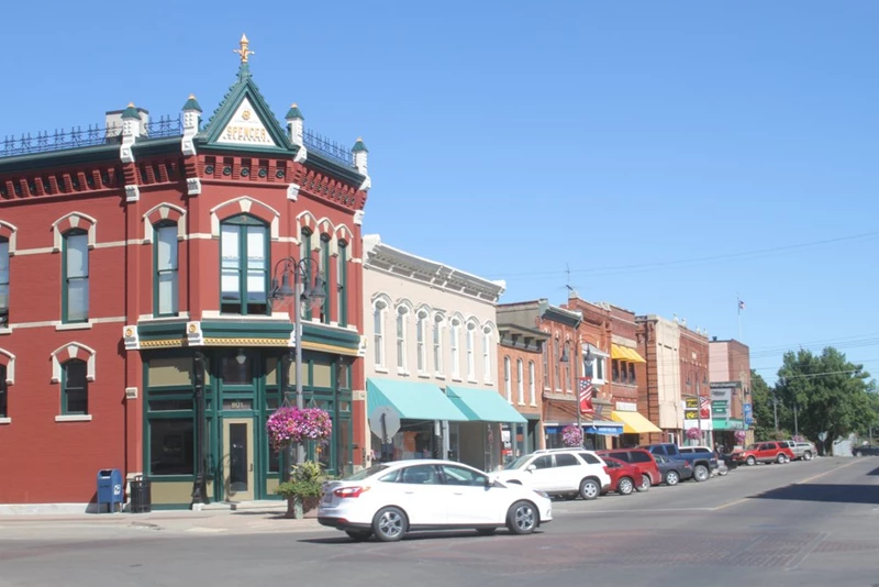Grinnell, Iowa | Storied and Scenic Region | Travel Iowa