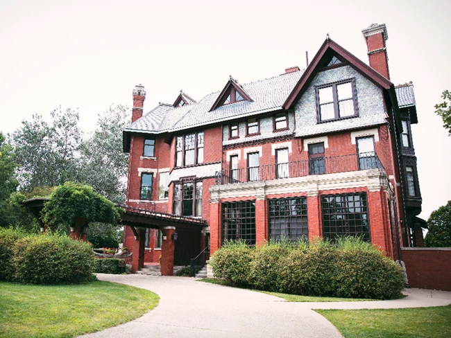 Cedar Rapids, Iowa | Storied and Scenic Region | Travel Iowa