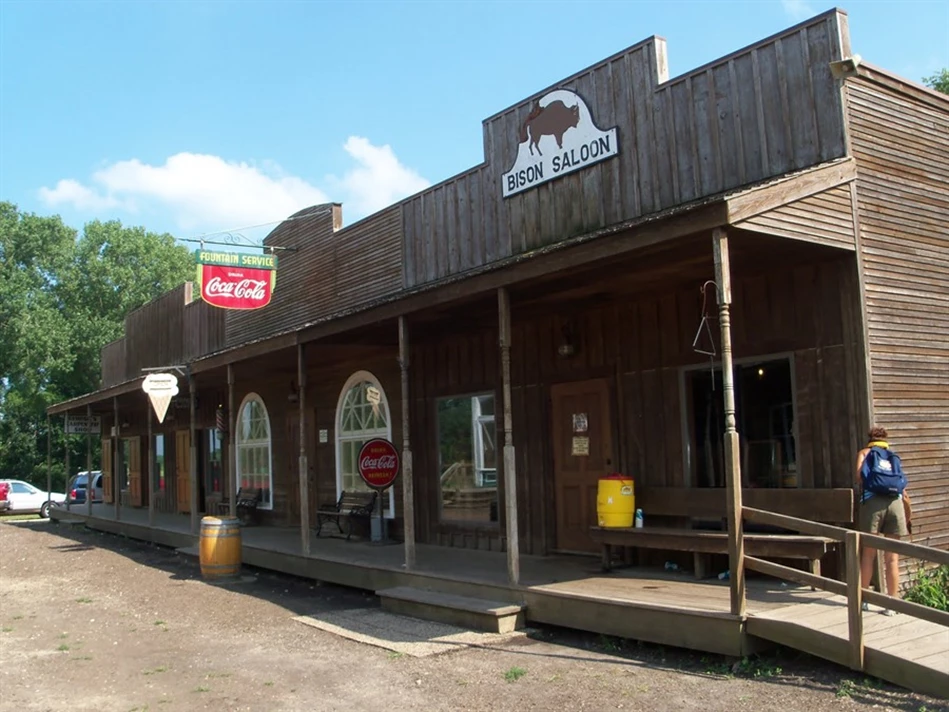 Long Grove, Iowa | Storied and Scenic Region | Travel Iowa