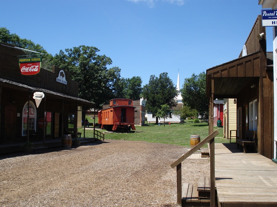 Long Grove, Iowa | East Iowa | Travel Iowa | #ThisIsIowa