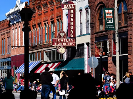 Fort Madison, Iowa | Storied and Scenic Region | Travel Iowa