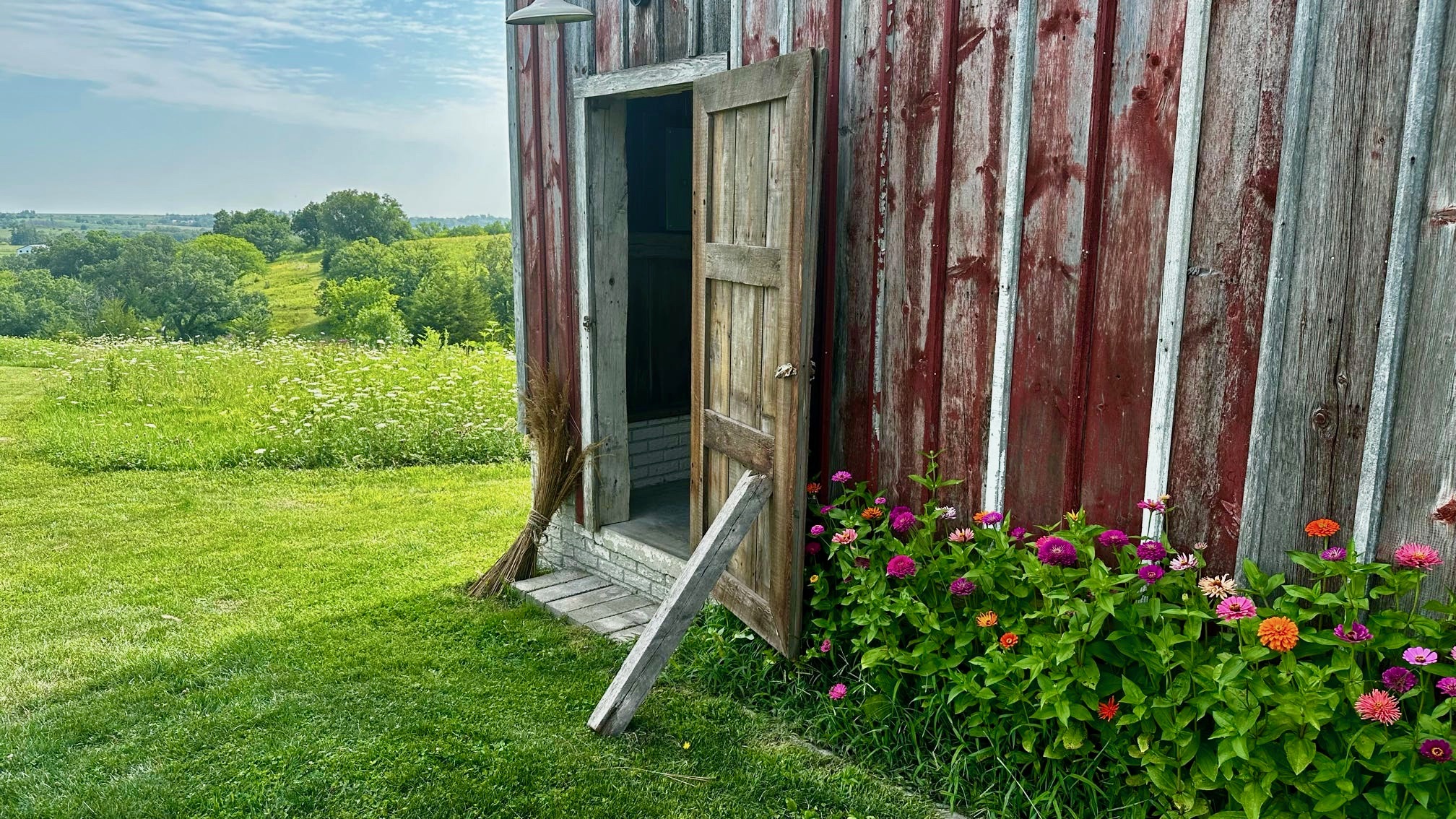 The Lone Oaks Farm Dinner Series: 9/7/2024 | Winterset, Iowa | Travel Iowa