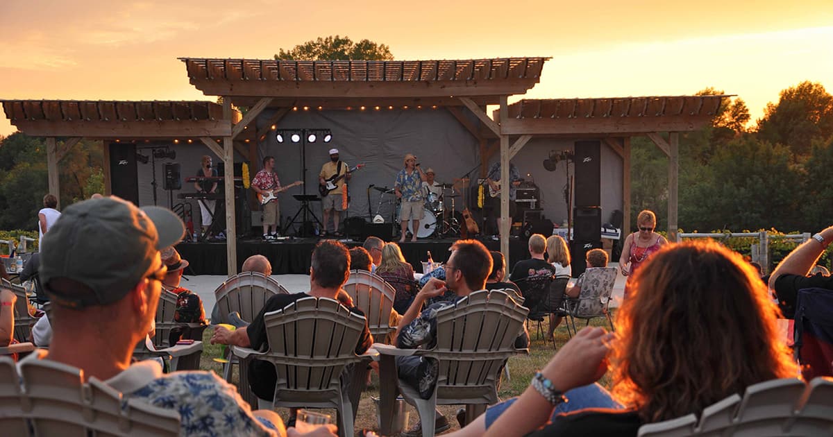 5 Ways to Celebrate Iowa Wine Month | Travel Iowa