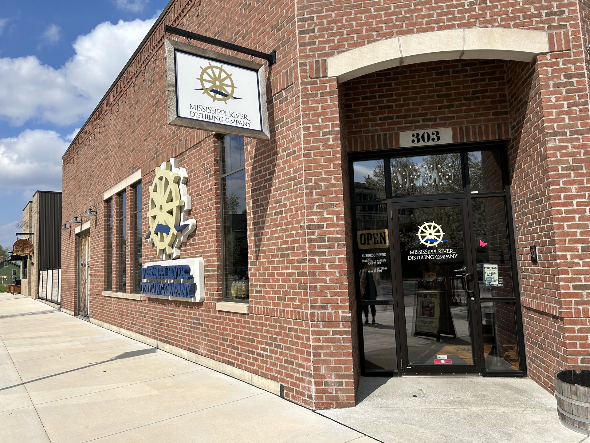 Complete Guide to Iowa's Best Distilleries | Travel Iowa