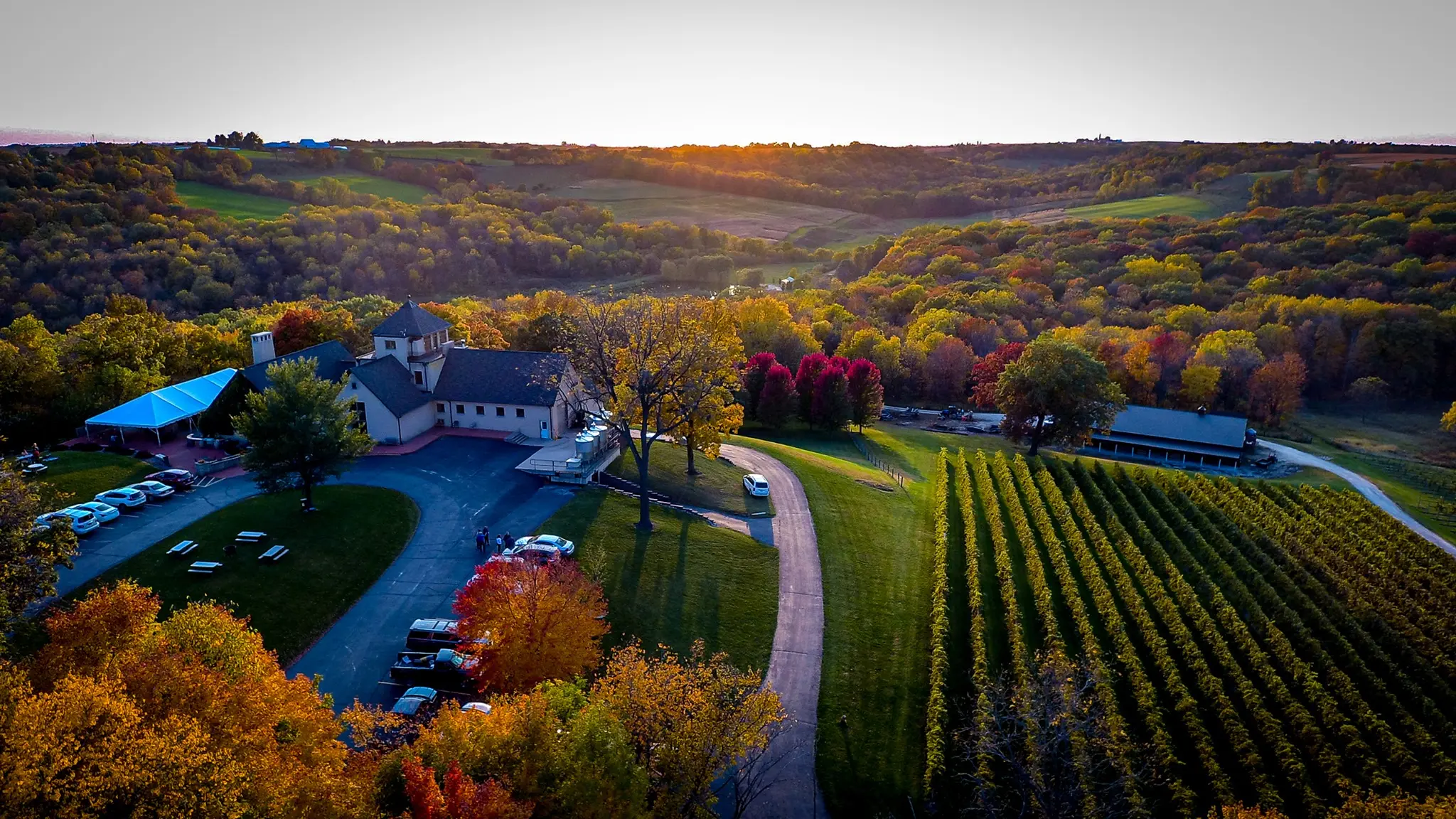 Explore Iowa Wineries with Fall Views | Iowa Wineries| Travel Iowa