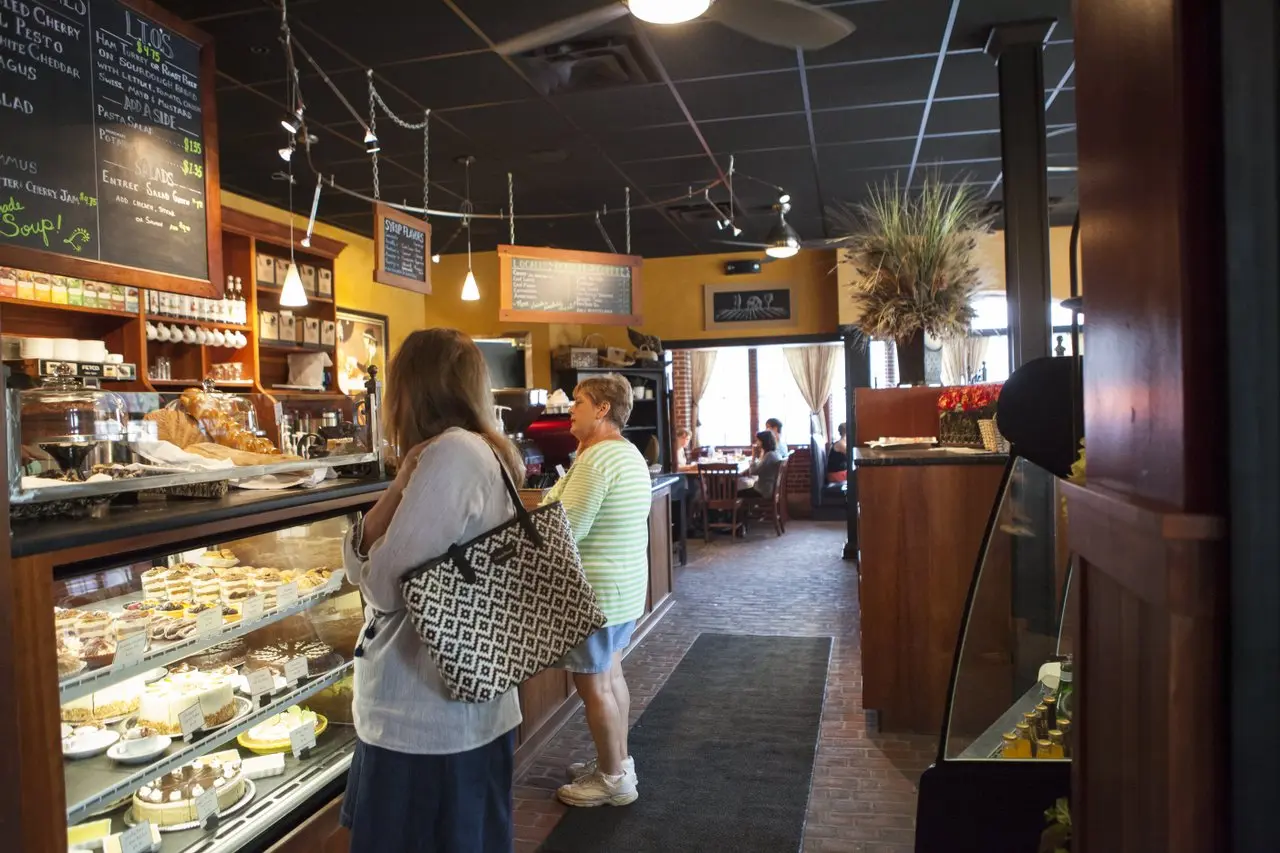 Iowa Farm Fresh Restaurants | Farm to Table & Seasonal Menus | Travel Iowa