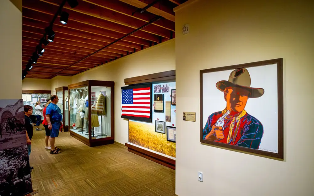 Iowa Culture and History Attractions | Travel Iowa