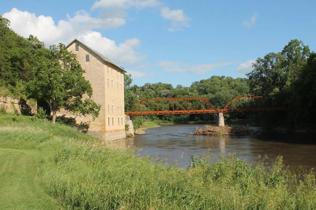 Scenic Road Trips | Road Trip Scenic Routes | Travel Iowa