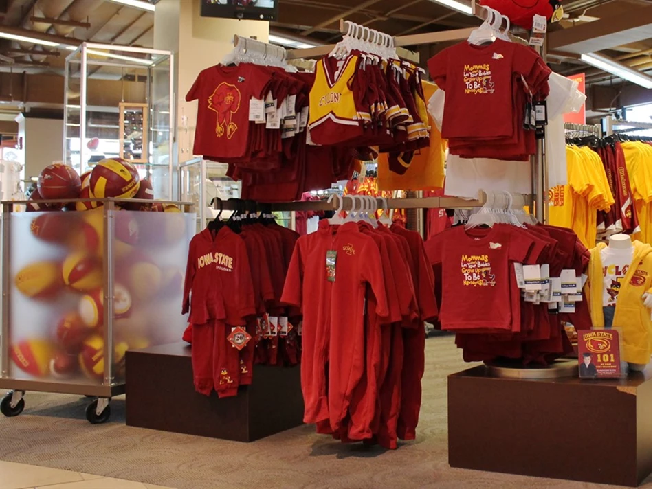 Iowa State University Bookstore | Ames, Iowa | Travel Iowa