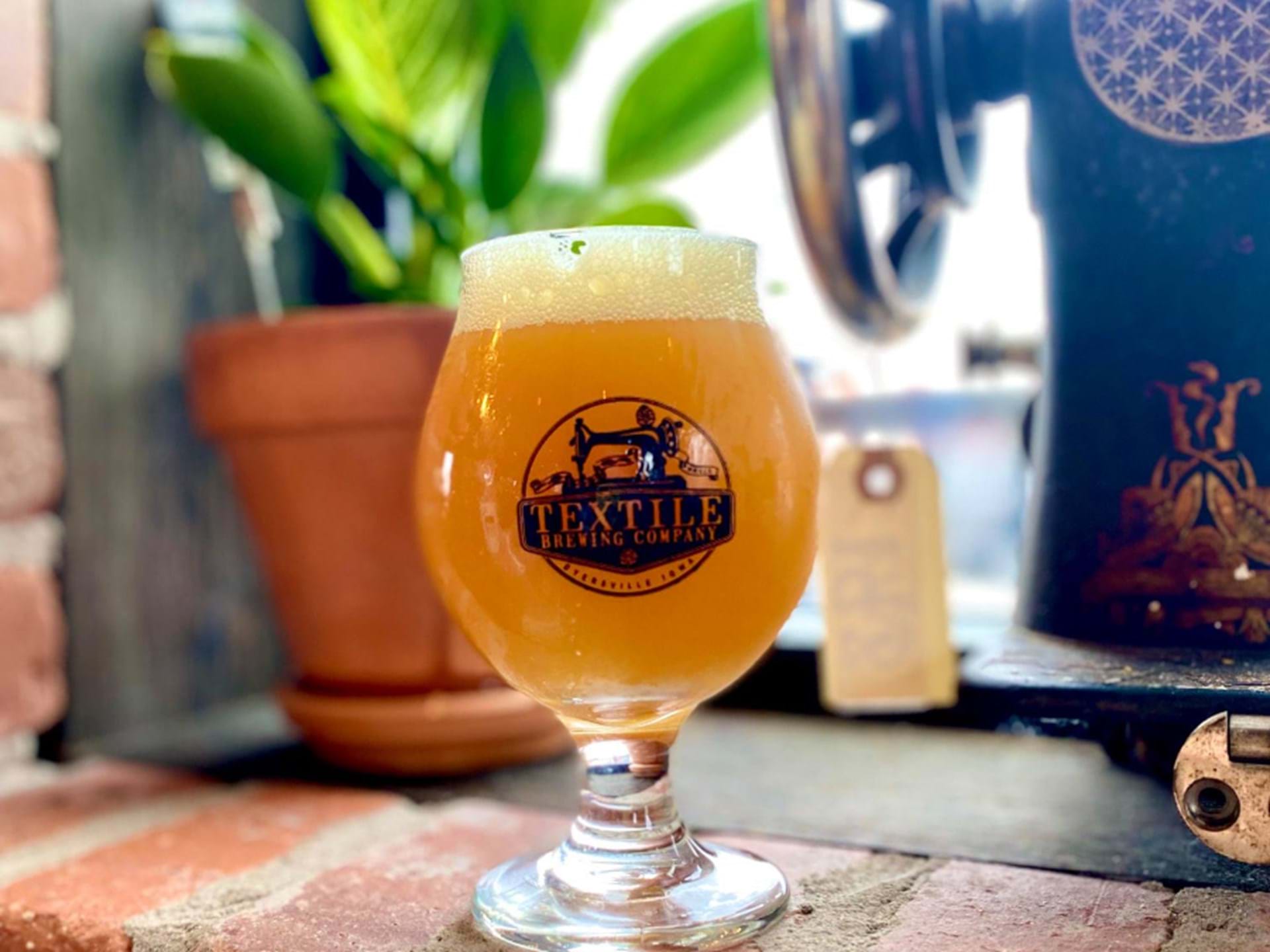Textile Brewing Company | Dyersville, Iowa | Travel Iowa