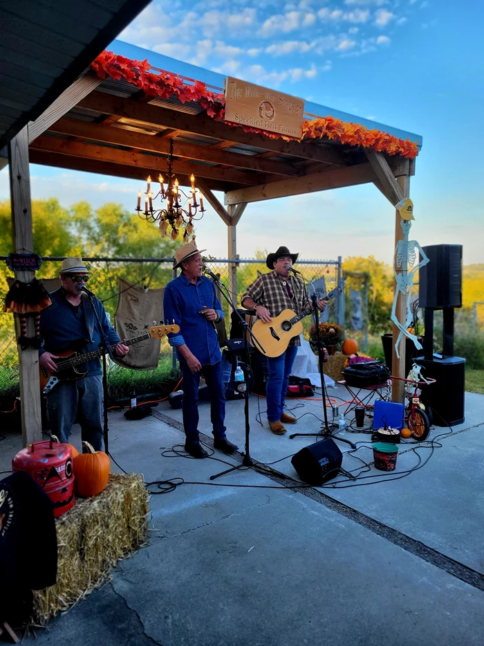 Speckled Hen Farms | Winterset, Iowa | Travel Iowa