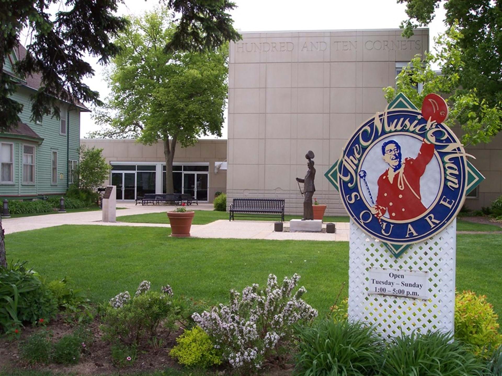 The Music Man Square & Meredith Willson Boyhood Home | Mason City, Iowa ...