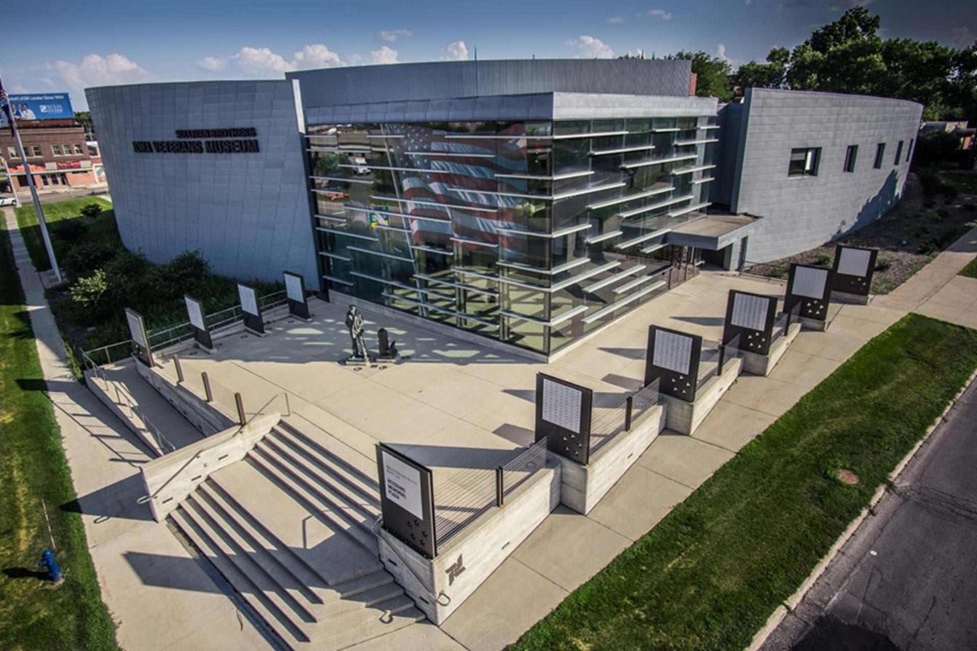Sullivan Brothers Iowa Veterans Museum - Grout Museum District ...