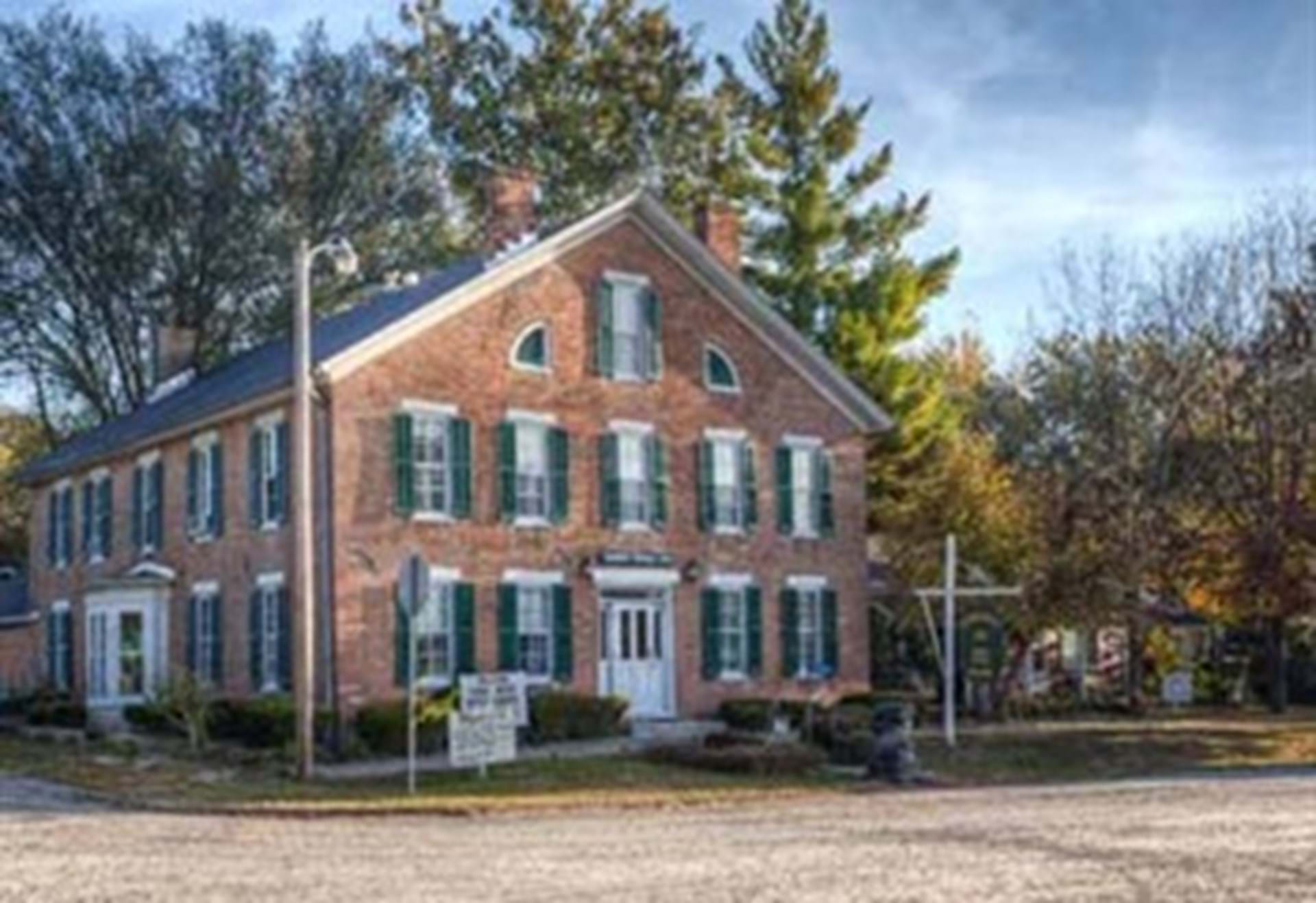 Bentonsport's Mason House Inn and Caboose Cottage | Keosauqua, Iowa ...