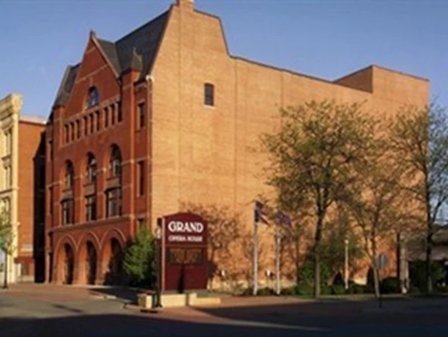Grand Opera House | Dubuque, Iowa | Travel Iowa