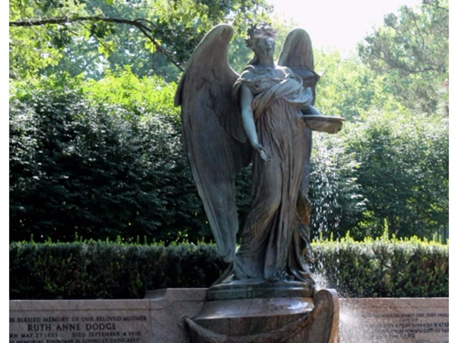 Black Angel: Ruth Ann Dodge Memorial | Council Bluffs, Iowa | Travel Iowa