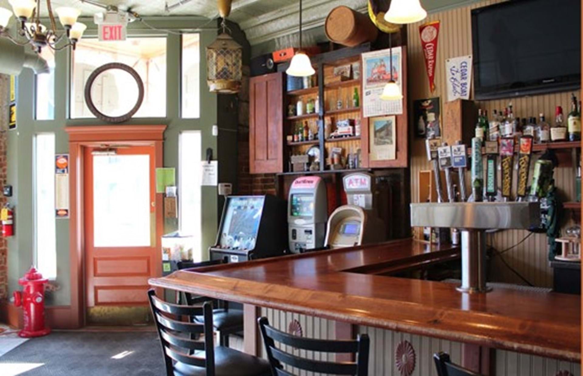 Parlor City Pub & Eatery | Cedar Rapids, Iowa | Travel Iowa