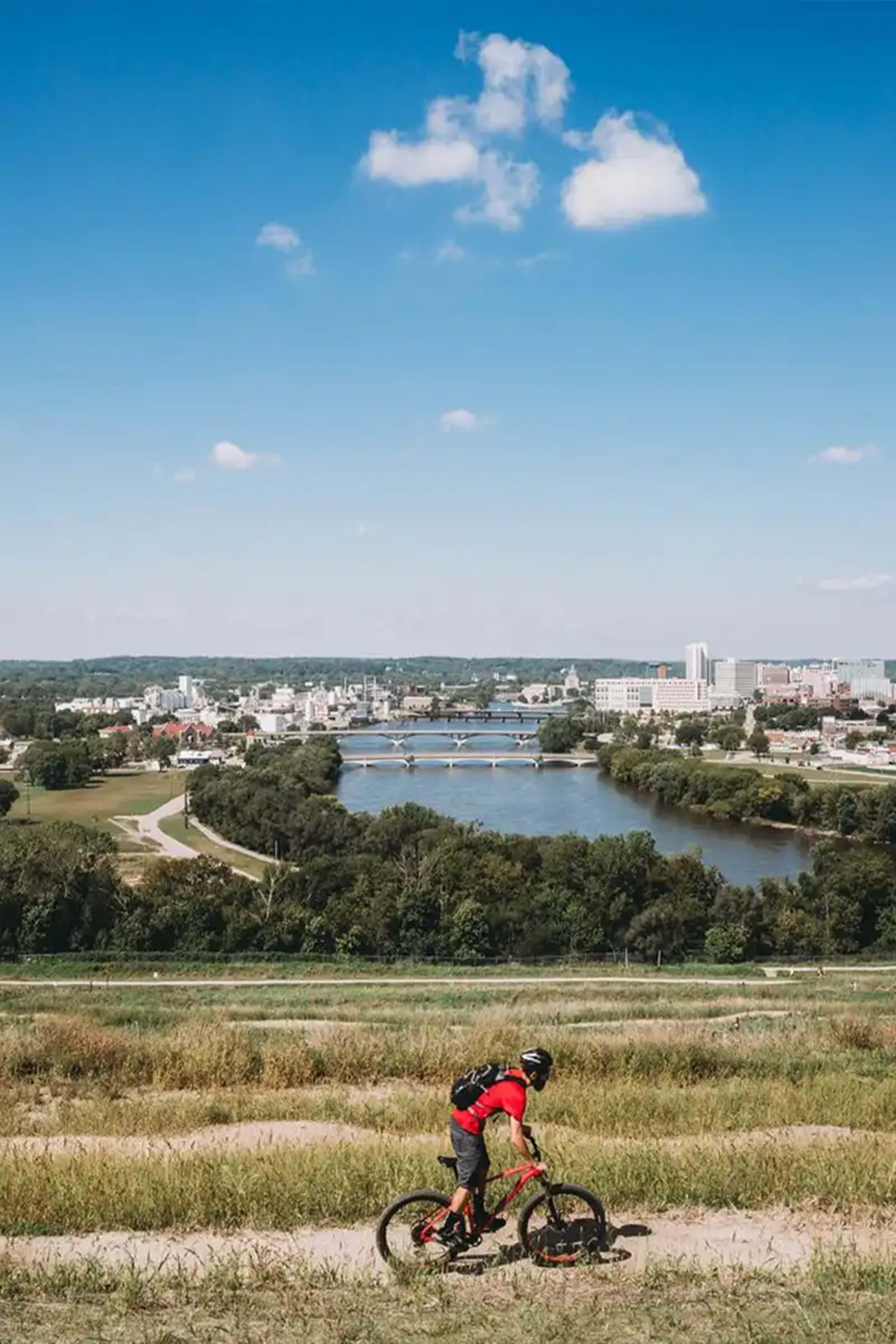 Storied & Scenic | Travel Iowa